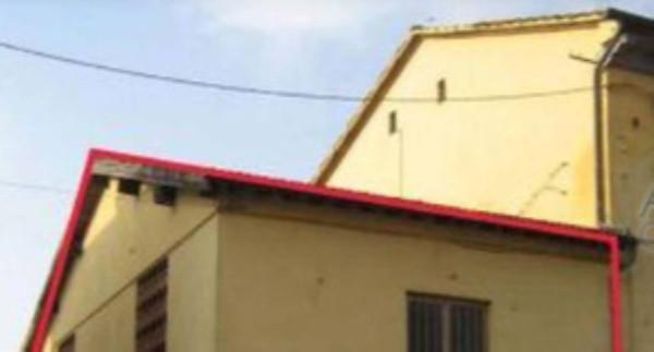 Magazzino in vendita a Uzzano