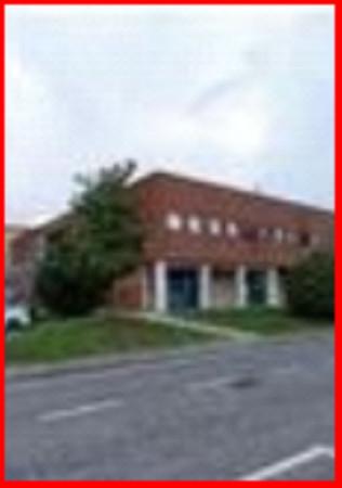 Negozio in vendita a Verano Brianza