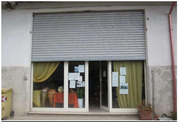 Magazzino in vendita a Cerisano