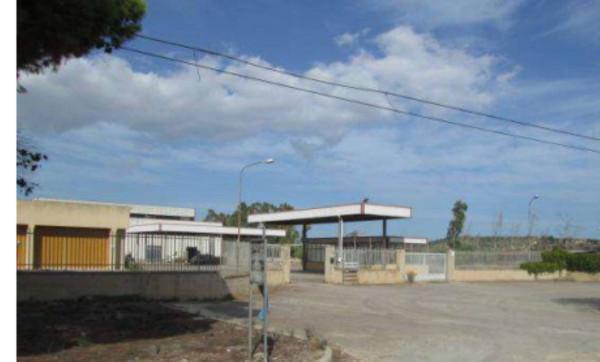 Capannone in vendita a Noto