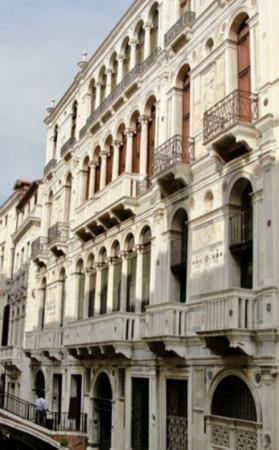 Capannone in vendita a Venezia