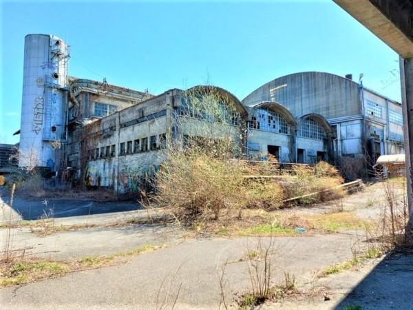 Capannone in vendita a Vedano Olona