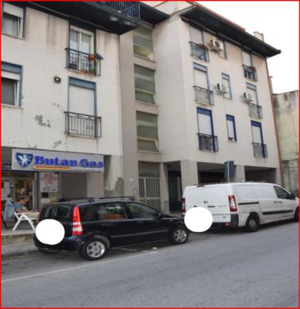 Appartamento in vendita a Ali' Terme