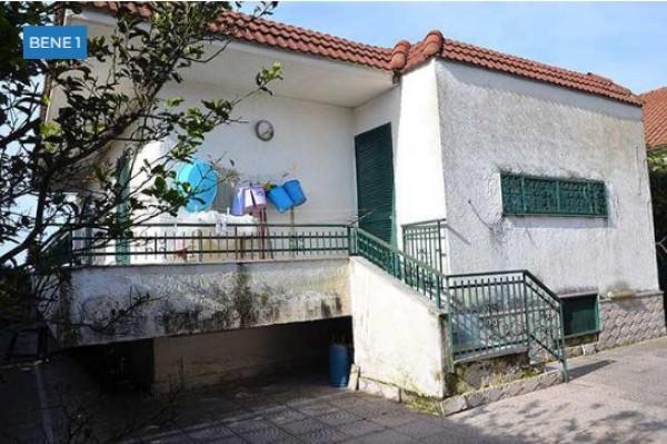 Appartamento in vendita a Giugliano In Campania