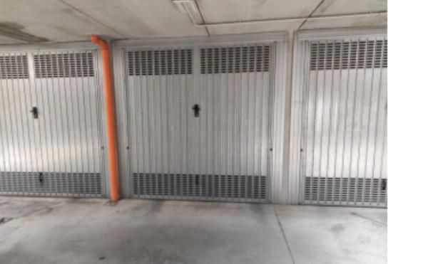 Appartamento in vendita a Monza