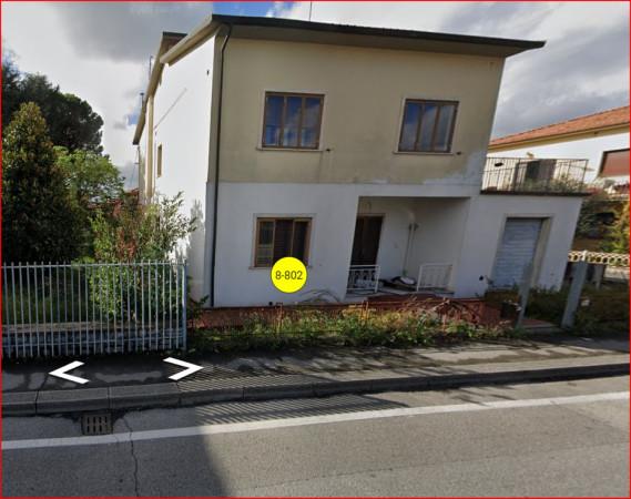 Magazzino in vendita a Monsummano Terme