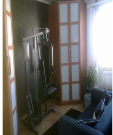 Villa plurifamiliare in vendita a Pomezia