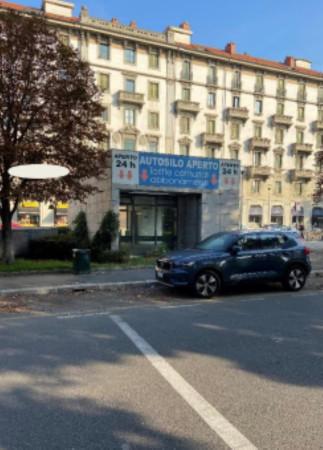 Autorimessa in vendita a Milano