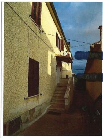 Appartamento in vendita a Roccastrada