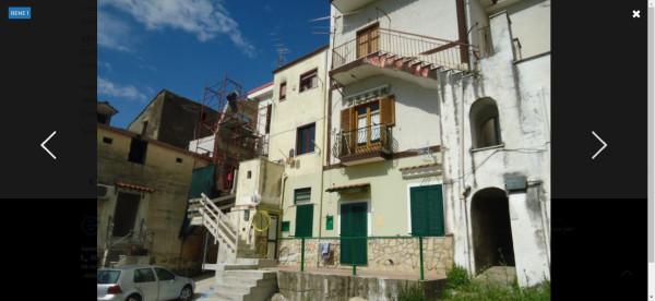 Appartamento in vendita a Corbara