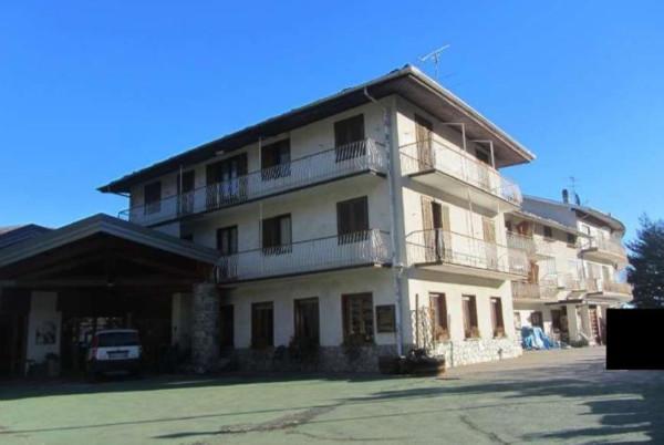 Appartamento in vendita a Traves