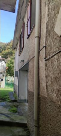 Appartamento in vendita a Isola Del Cantone