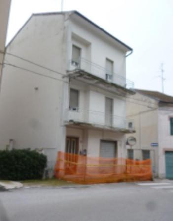 Appartamento in vendita a Monte Urano