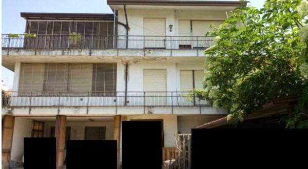 Appartamento in vendita a Este