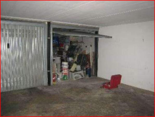 Garage - Posto auto in vendita a Ornago