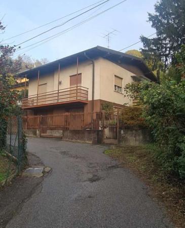 Villa a schiera in vendita a Gemonio
