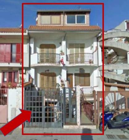 Appartamento in vendita a Nizza Di Sicilia