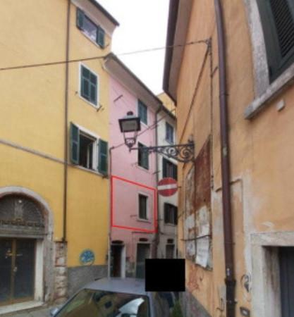 Appartamento in vendita a Carrara