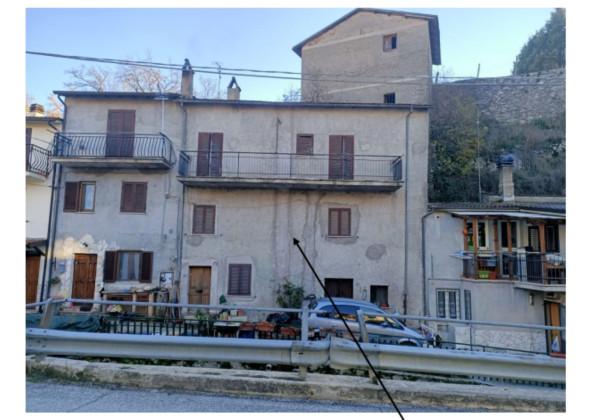 Appartamento in vendita a Carsoli