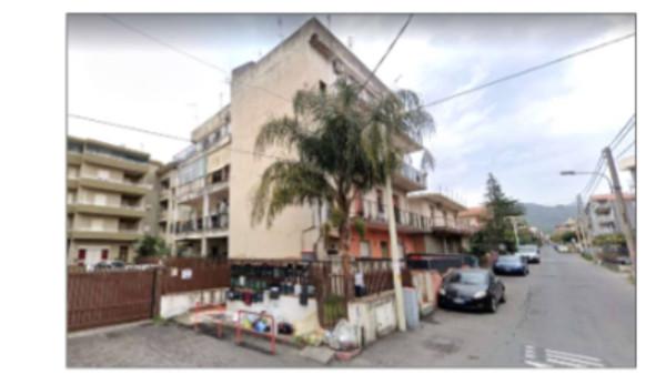 Appartamento in vendita a Calatabiano