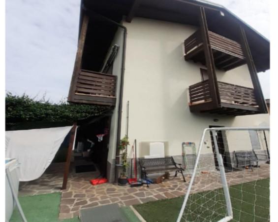 Appartamento in vendita a Sotto Il Monte Giovanni Xxiii