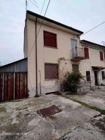 Appartamento in vendita a Villafranca Di Verona