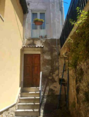 Appartamento in vendita a Caronia