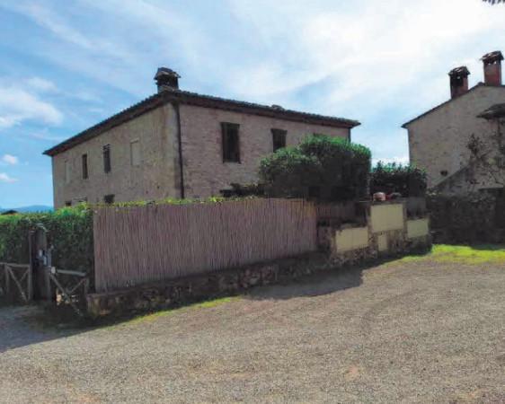 Appartamento in vendita a Colle Di Val D'Elsa