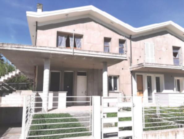 Appartamento in vendita a Cartoceto