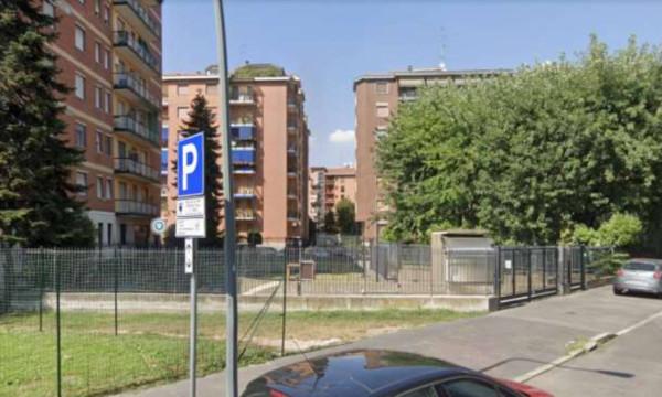 Garage - Posto auto in vendita a Milano