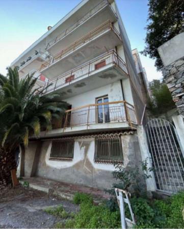 Appartamento in vendita a Staletti