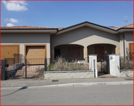 Villa a schiera in vendita a Cappella Cantone