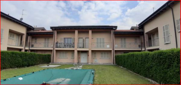 Appartamento in vendita a Monguzzo