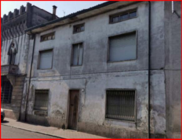 Appartamento in vendita a Castelleone