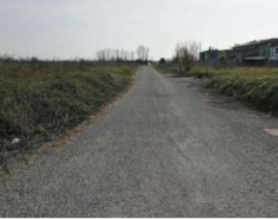 Terreno agricolo in vendita a Cumignano Sul Naviglio