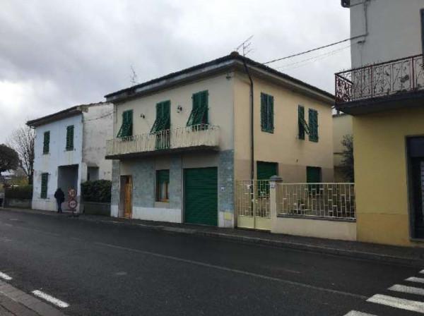 Appartamento in vendita a Capraia E Limite