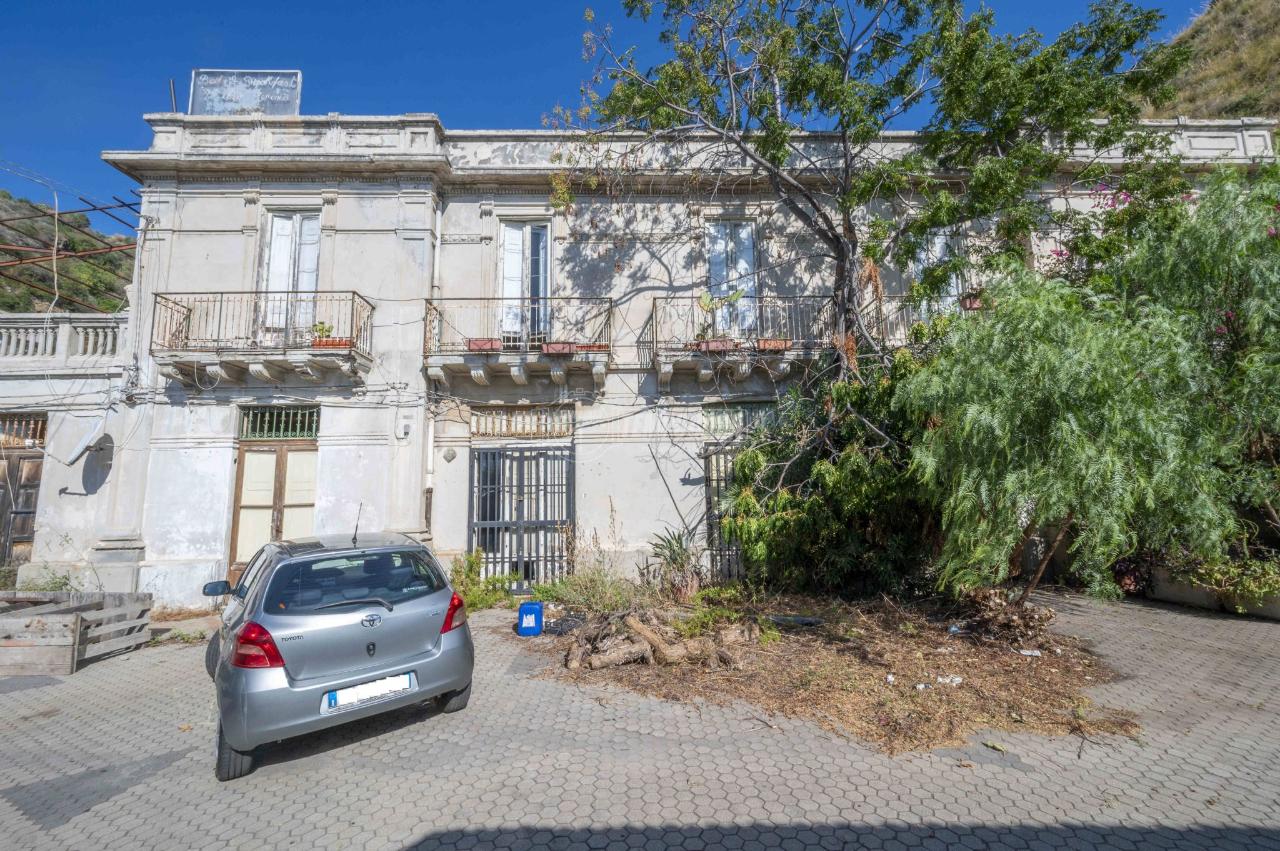 Appartamento in vendita a Ali' Terme