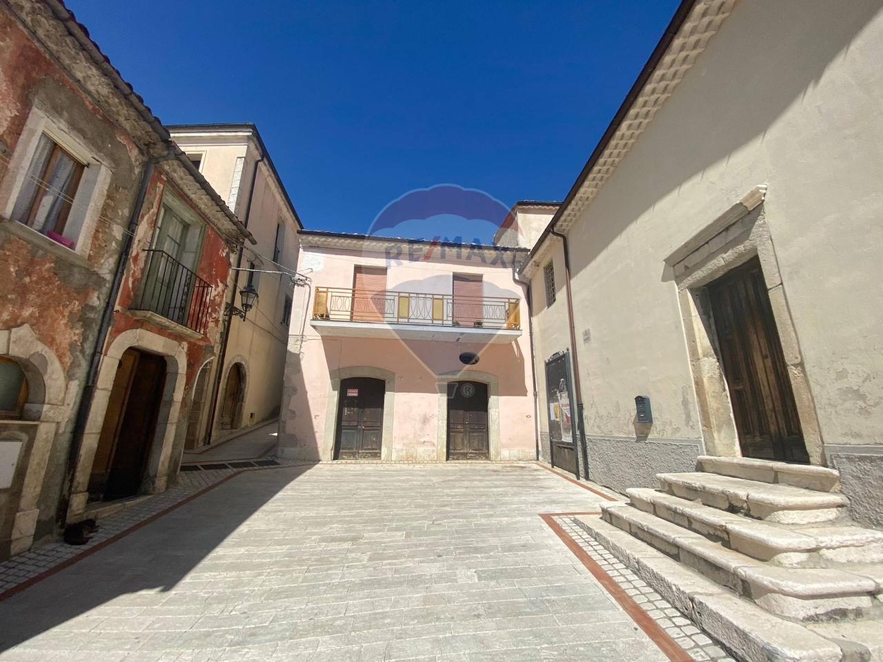 Appartamento in vendita a Campochiaro