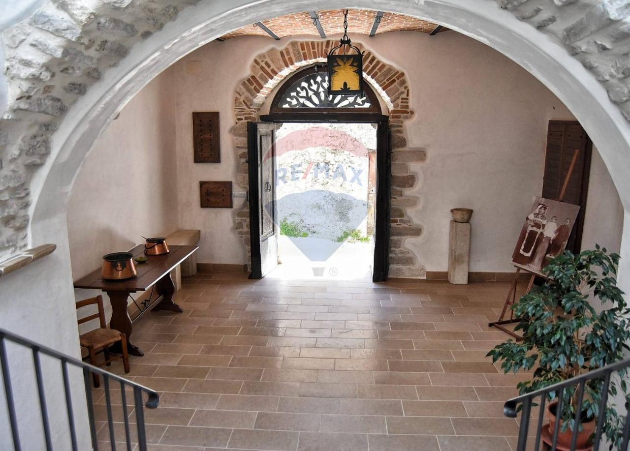 Casa indipendente in vendita a Campochiaro