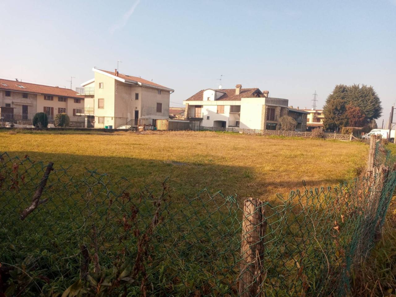 Terreno edificabile in vendita a Bottanuco