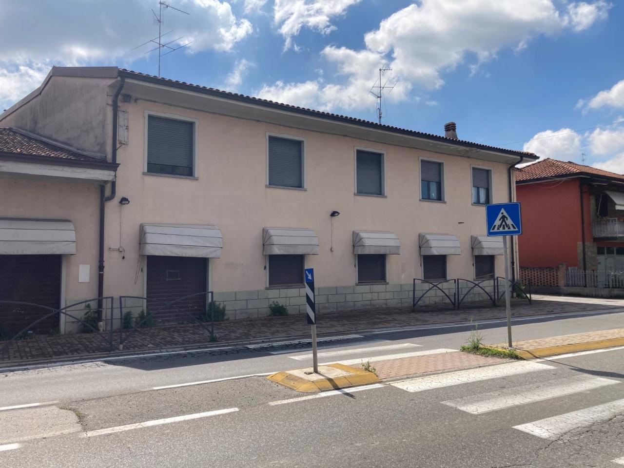 Palazzo in vendita a Boltiere