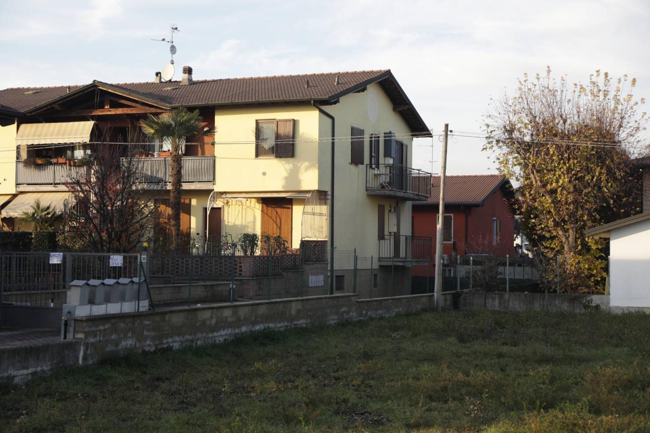 Appartamento in vendita a Isso