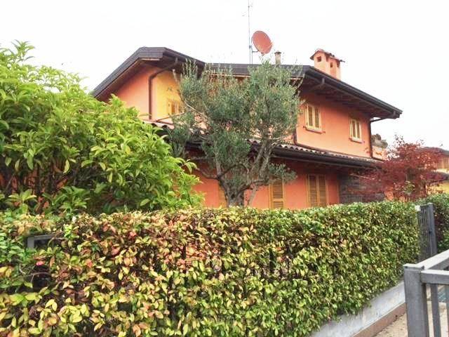 Villa a schiera in vendita a Osio Sotto