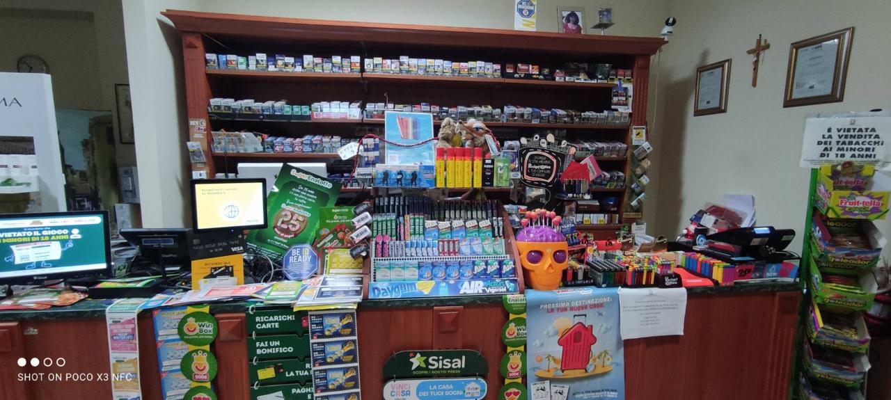 Esercizio commerciale in vendita a Alghero