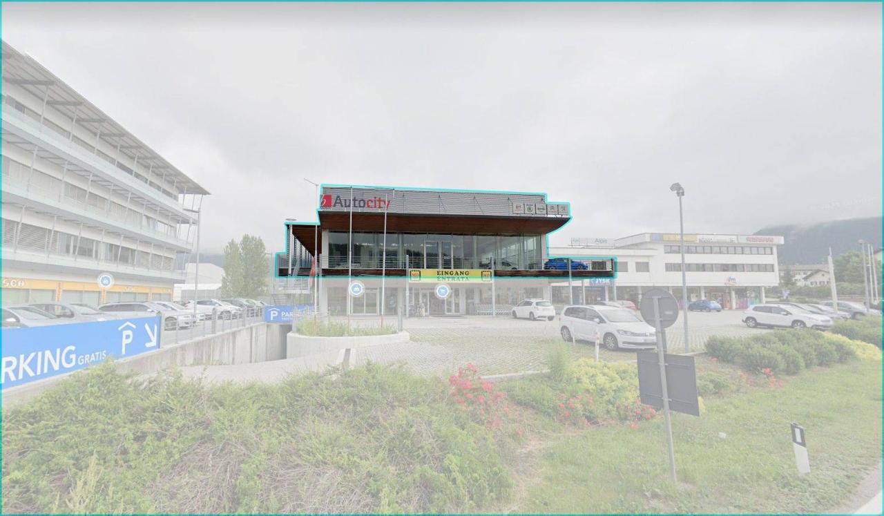 Locale commerciale in affitto a Brunico