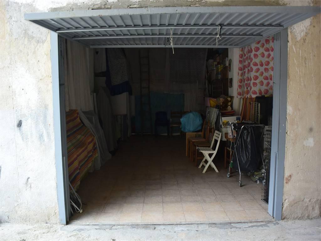 Box in vendita a Corigliano-Rossano