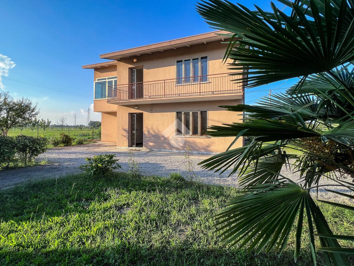 Casa indipendente in vendita a Mirano