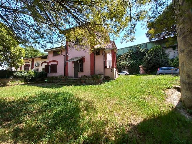 Villa in vendita a Roma
