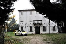 Villa in vendita a Fabbrico