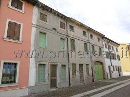 Rustico in vendita a Villafranca Di Verona